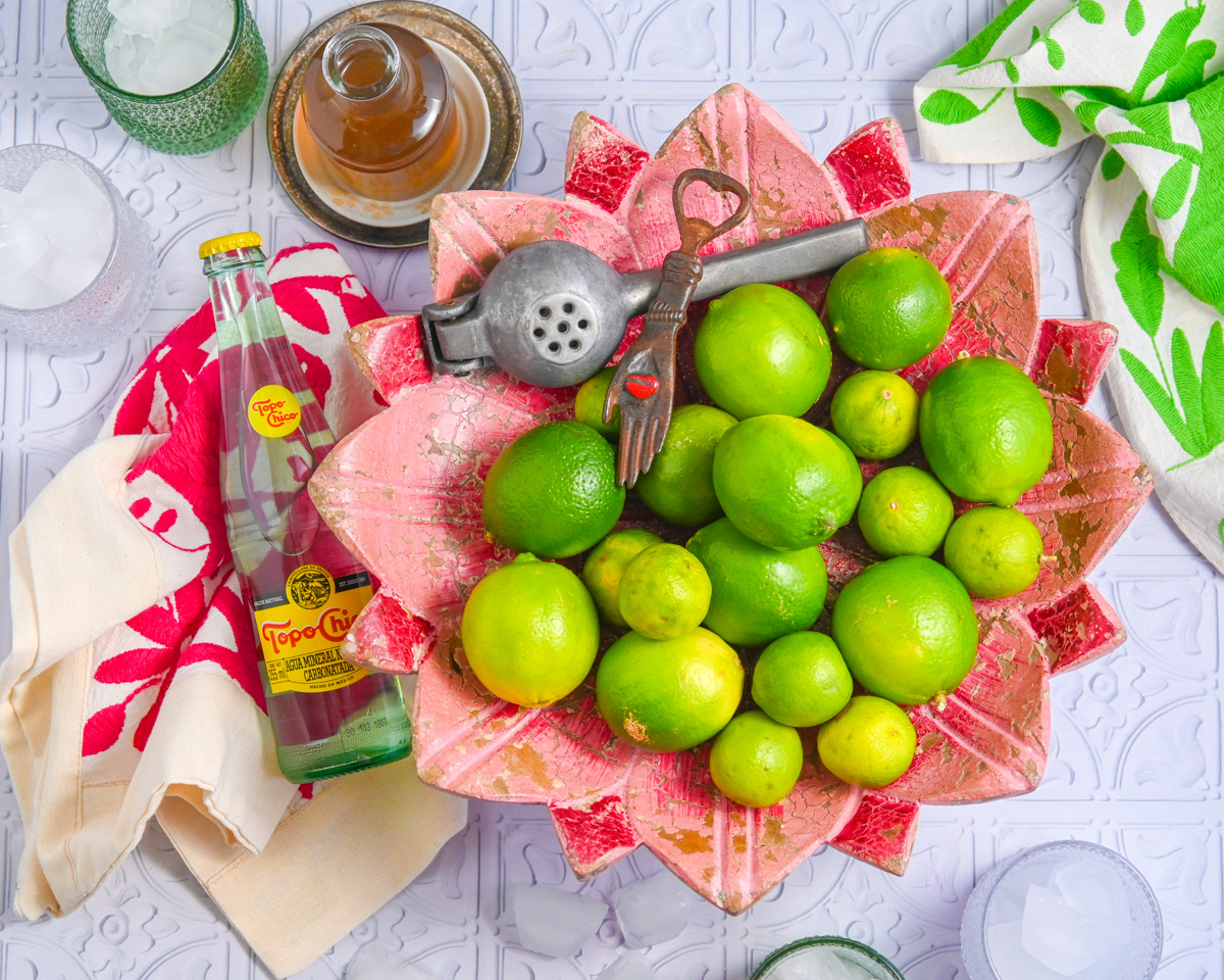 Mexican Limonada (Refreshing Sparkling Limeade)